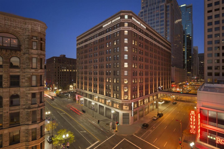 Embassy Suites By Hilton Minneapolis Downtown Hotel - Minneapolis, MN