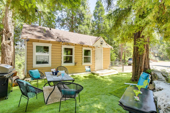 Pet-friendly California Abode W/ Fenced-in Yard! - San Bernardino, CA