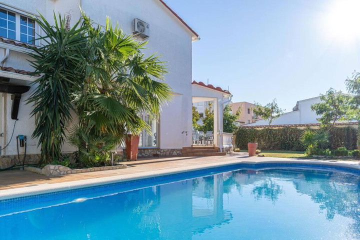 Sm21-big House In The Beach - Empuriabrava