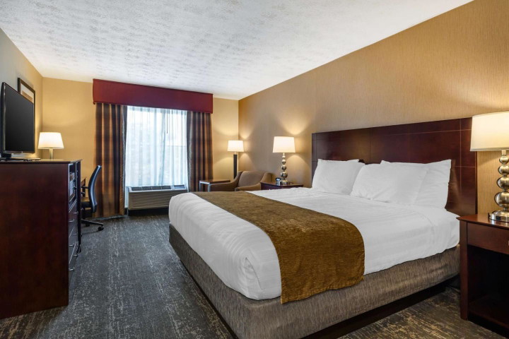 Best Western Braintree Inn - Quincy, MA