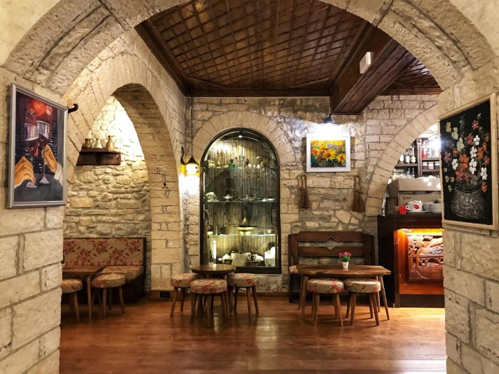 Hotel Mangalemi - District de Berat