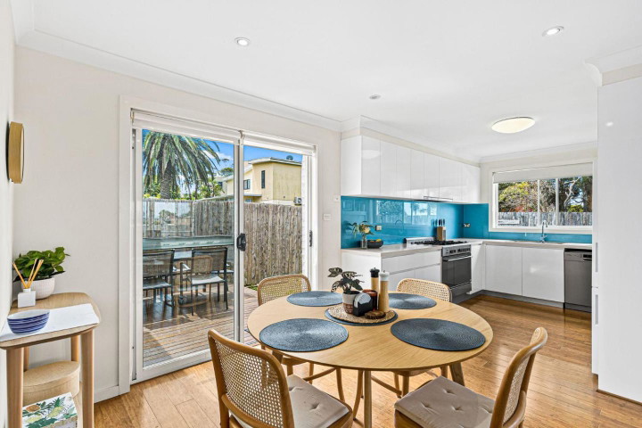 Mariners In The Village - Kiama