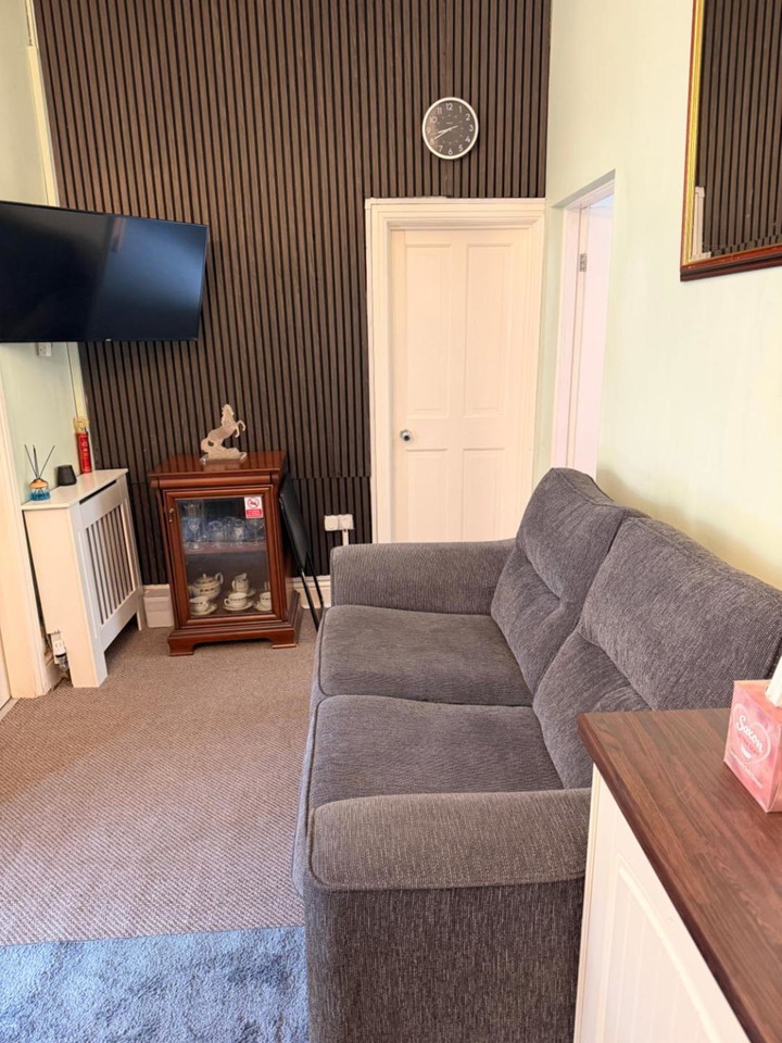 Home Away - Kingston upon Hull