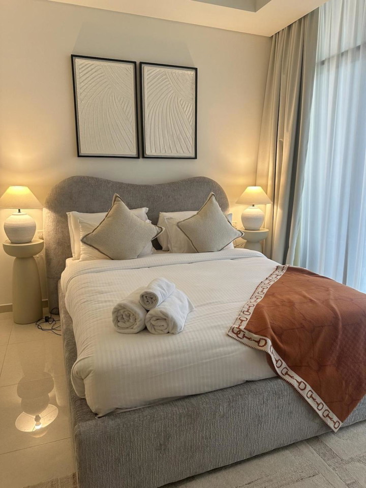 Luxury Studio With Pool View Near Burj Khalifa - Dubái