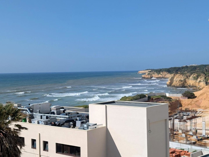5ºc Atlântico I - Casas & Papeis - Armação de Pêra