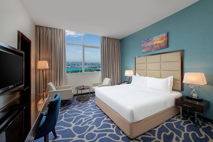 Ramada Abu Dhabi Corniche - Abu Dhabi