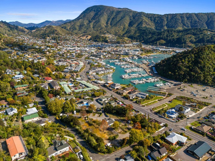 Tasman Holiday Parks Picton - South Island
