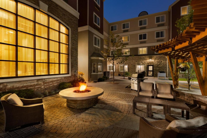 Staybridge Suites West Edmonton By Ihg - Edmonton