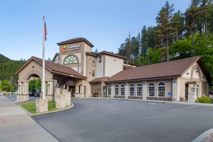 Comfort Inn & Suites Mt Rushmore - Mount Rushmore, SD