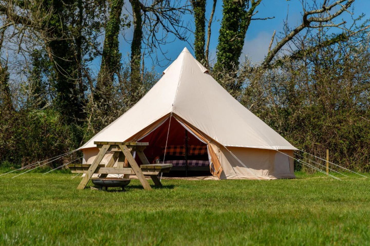 Furnished Bell Tent 3 - Cornouailles
