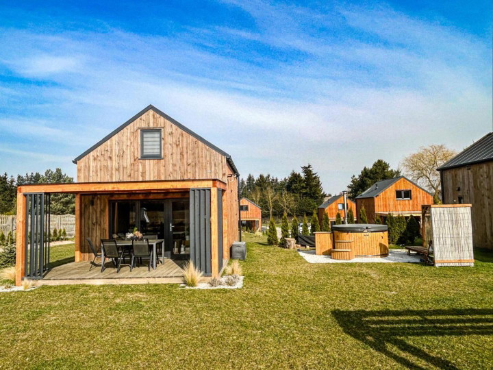 Modern House With Private Hot Tub - Misdroy