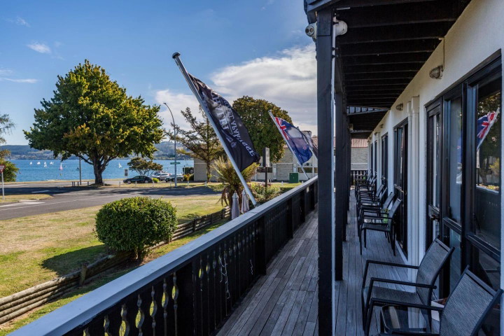 Le Chalet Suisse Motel Taupo - Taupo