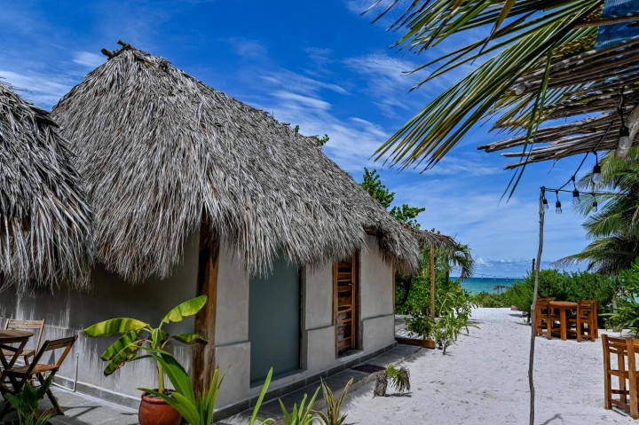 Casa Mate Beachfront Cabañas El Cuyo - El Cuyo