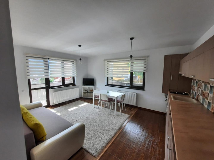 Apartament Delux Busteni Cu Terasa Superba îN Bloc Nou - Azuga