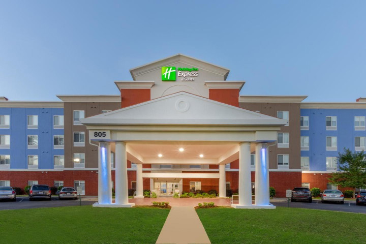 Holiday Inn Express Arrowood By Ihg - Belmont, NC