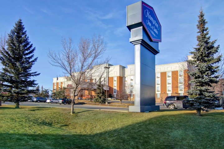 Hampton Inn & Suites By Hilton Calgary-airport - Calgary