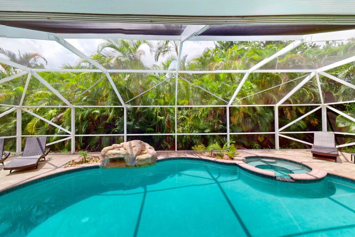 5611 Eastwood Dr - Vero Beach, FL