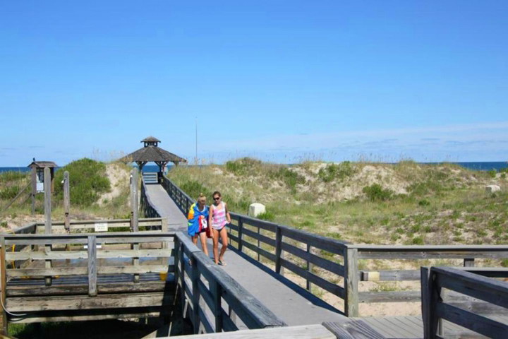 Corolla-de-light - Corolla, NC