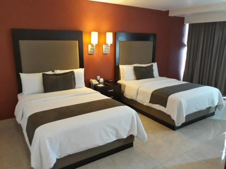 Hotel & Suites Pf - Mexico City