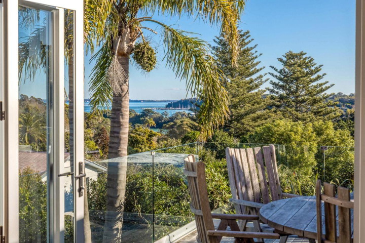 Waiheke Oasis - Your Summer Sanctuary - Waiheke Island