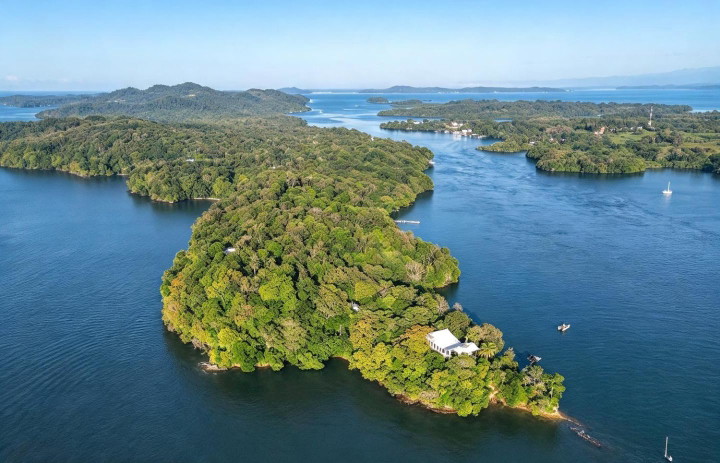Hotel Boca Brava Lodge, Cabañas Rusticas Con Vista Al Mar, En Isla Boca Brava, Boca Chica, Frente A Playa, Naturaleza Y Descanso - Panama