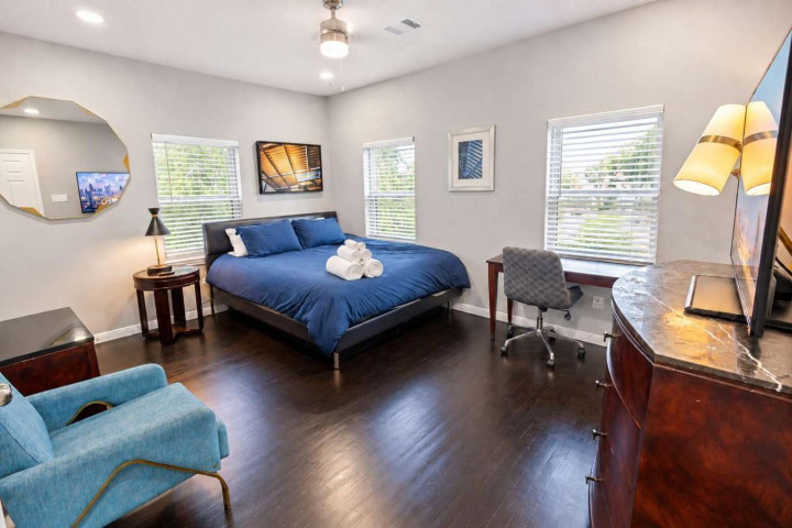 2br Loft Near Tsu And Med Center I In-unit Laundry I Third Ward Houston 4 - Houston, TX