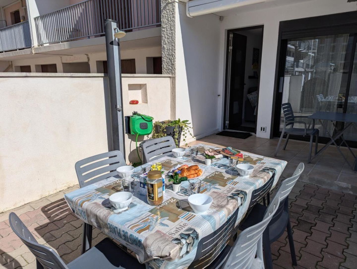 Sol-y-days California, Superbe Appartement Rénové En Rdc Avec Parking, Belle Terrasse Ombragée, à 200m De La Plage - Aigues-Mortes