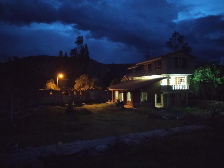 Sumaq Illary Bonito Amanecer - Urubamba