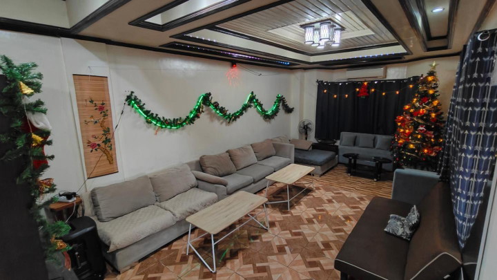 Spacious 3-floor, 6-bedroom House With Swimming Pool, Wifi, Ktv, Bbq Grill, 30pax - Davao City