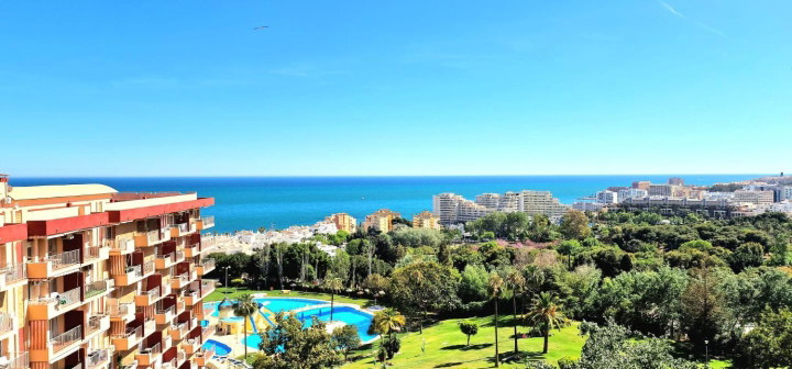 Acogedor,apartamento.piscina, Vistas, Terraza - Benalmádena