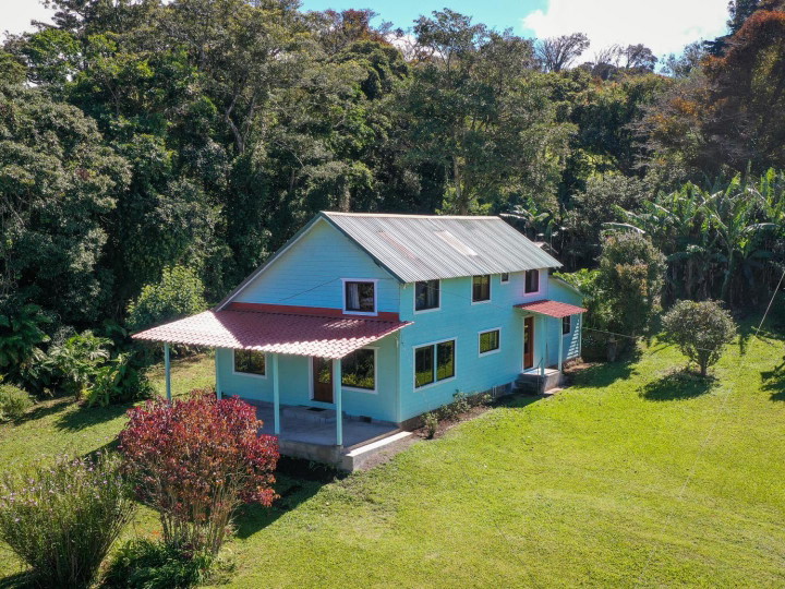 Mountain Wonders Chalet - Costa Rica