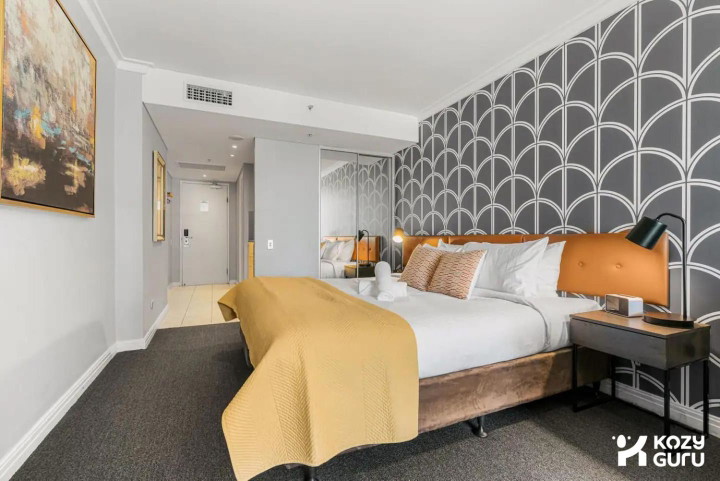 Kozyguru | Haymarket | Tranquil City Studio - Rosebery