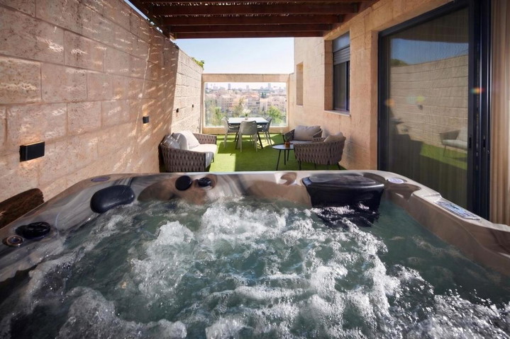 Gabriel Apartments - Jacuzzi & Panoramic Jlm View Steps To Shaare Zedek Hospital - Jerusalem