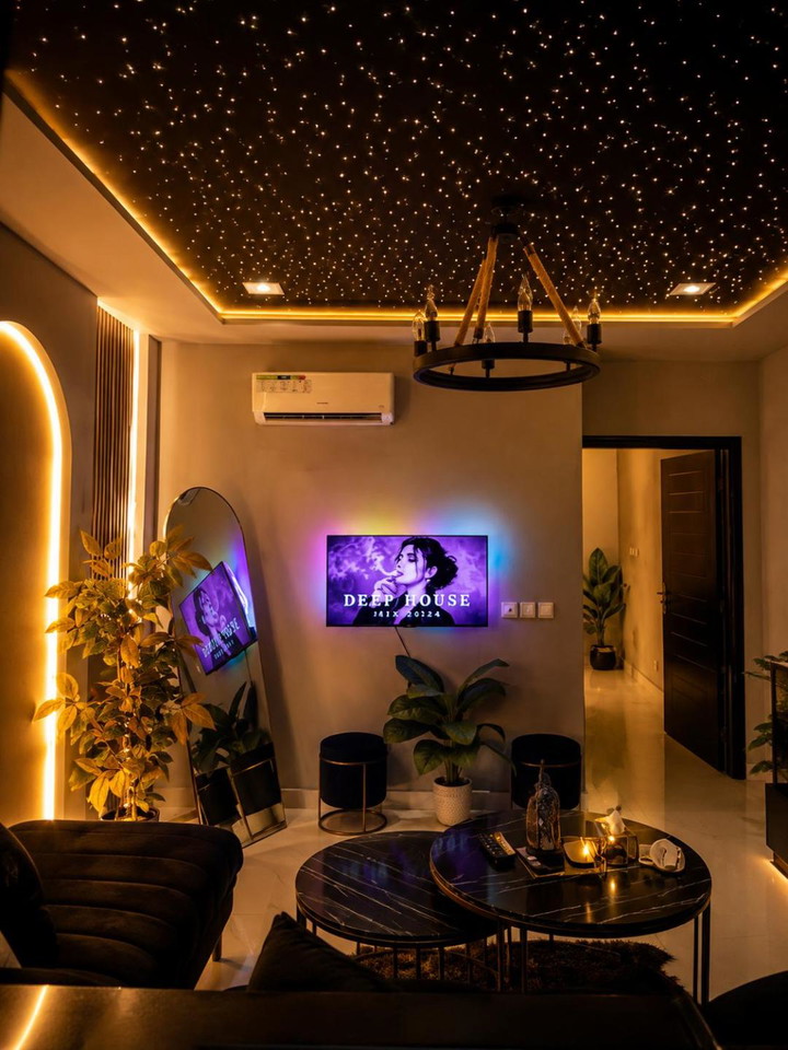 Modern 1bhk With Gym, Cinema & Premium Comfort - Lahore