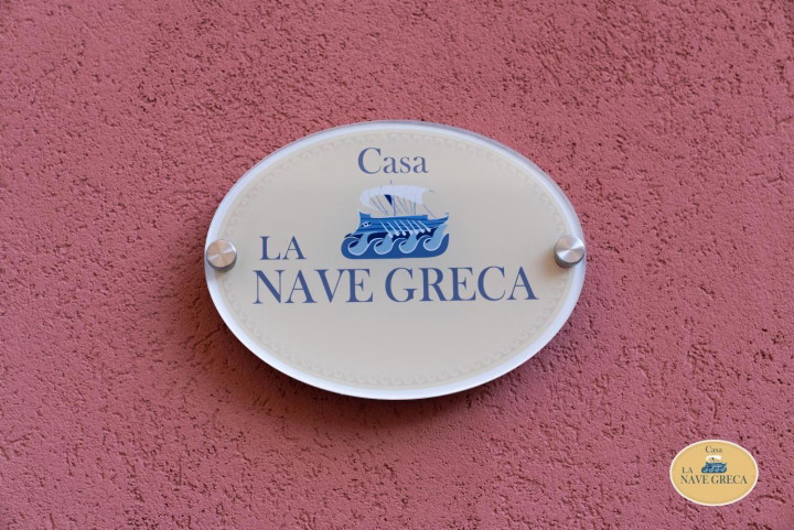 Le Dimore Di Ulisse A Gela - Casa Vacanza B&b - La Nave Greca - Gela