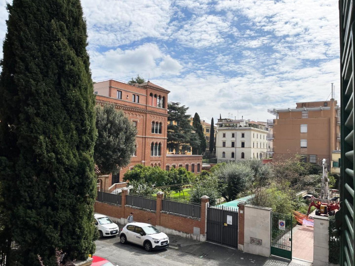 Torlonia Rooms - Monti