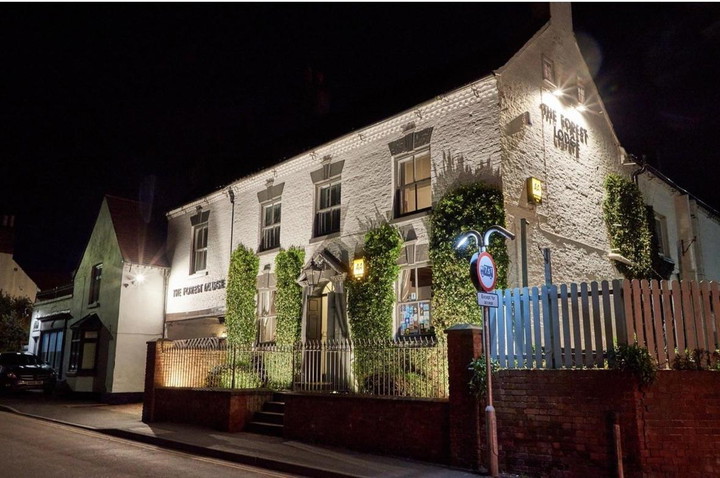 The Forest Lodge - Newark-on-Trent