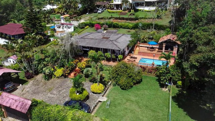 Hermosa Finca "Rancho 4js" - La Cumbre
