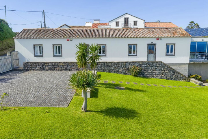 Casas Do Forneiro - T2 - Nordeste