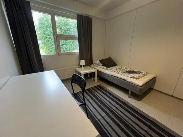 Ravikatu, B 8, Saunallinen Kolmio -
