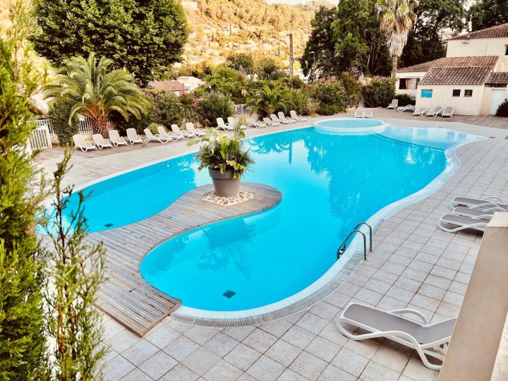 Les Canonniers - Chalet Avec Piscine - Département Var