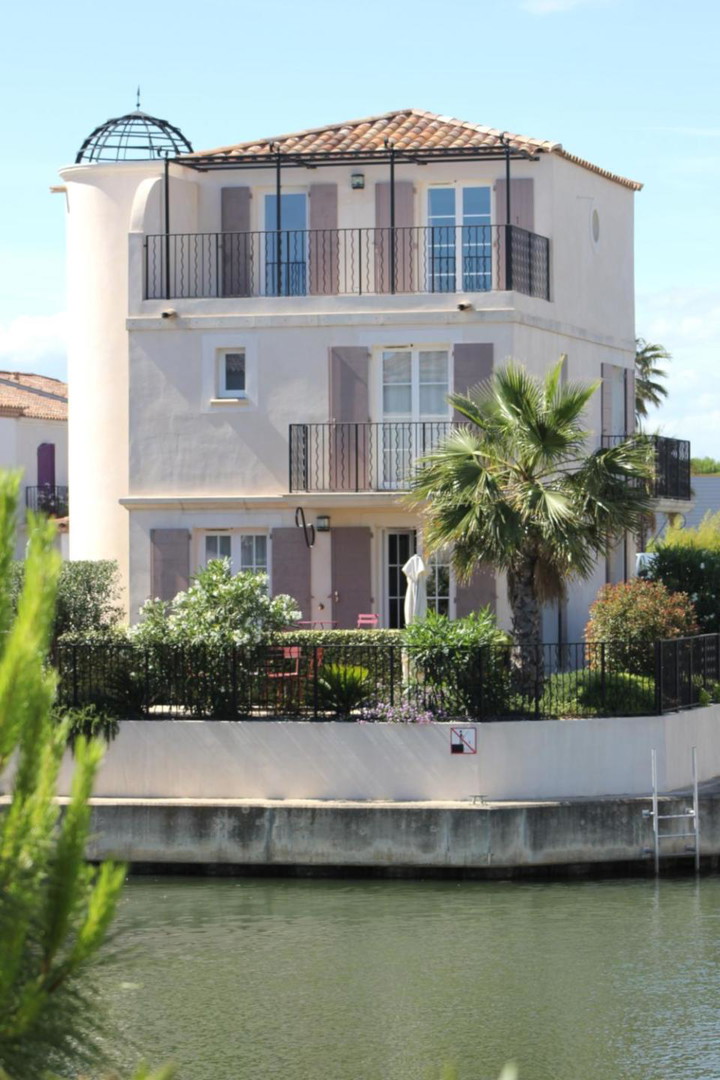 La Batelière, Entre Mer, Camargue Et Canaux - Le Grau-du-Roi