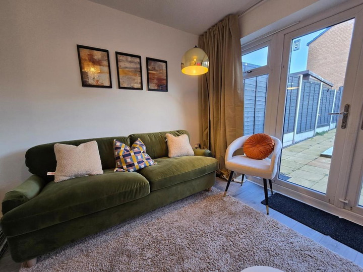 Cozy Gem Luxury House - Solihull