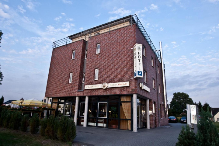 Hotel Manu - Bad Lippspringe