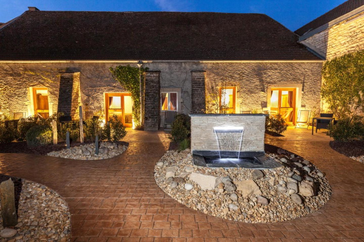 Logis Hotel De La Cloche - Nuits-Saint-Georges