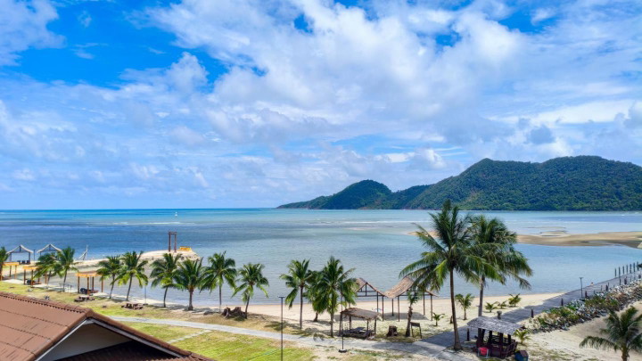 The Aiyapura Koh Chang - Complimentary Paddleboarding - Ko Chang