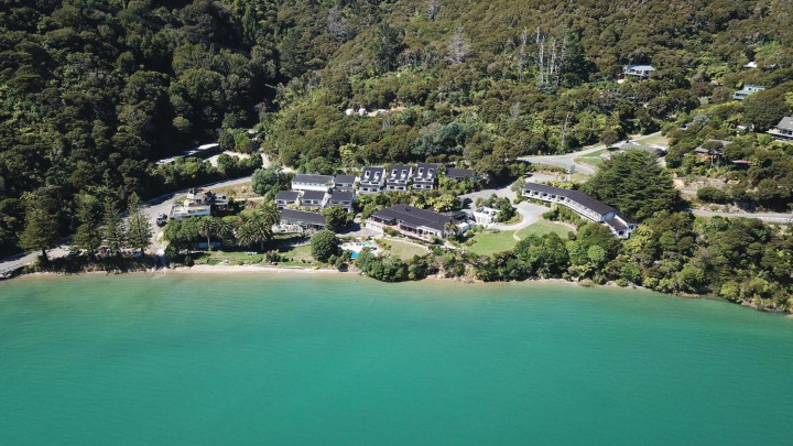 The Portage Resort - Picton