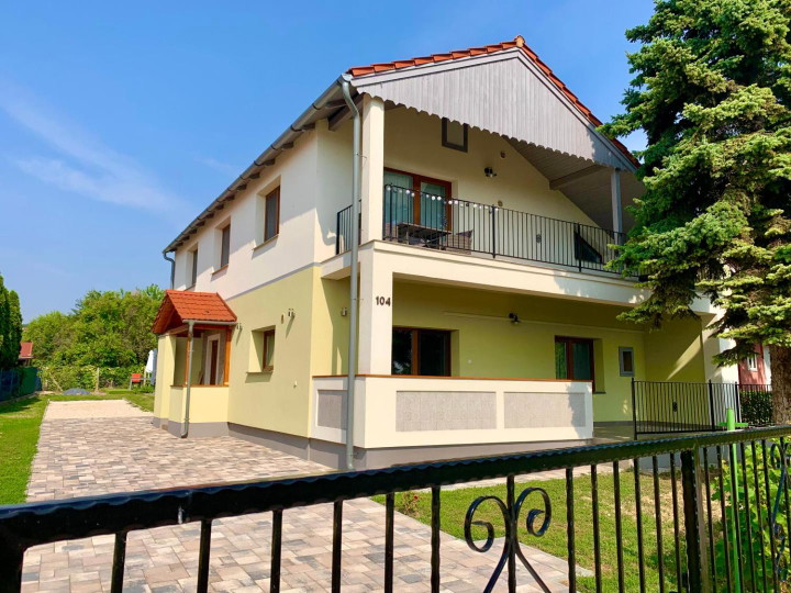 Pine&chill Apartments - Balatonalmádi