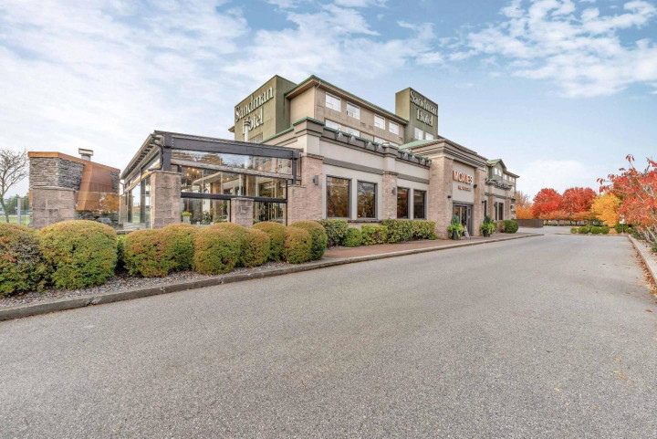 Sandman Hotel & Suites Vancouver Airport - Vancouver