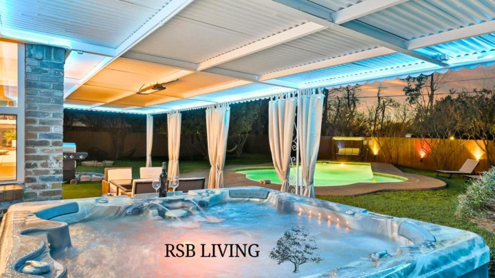 Elegant 5br Home With Pool Jacuzzi Bbq And Cinema Room - Dallas, TX